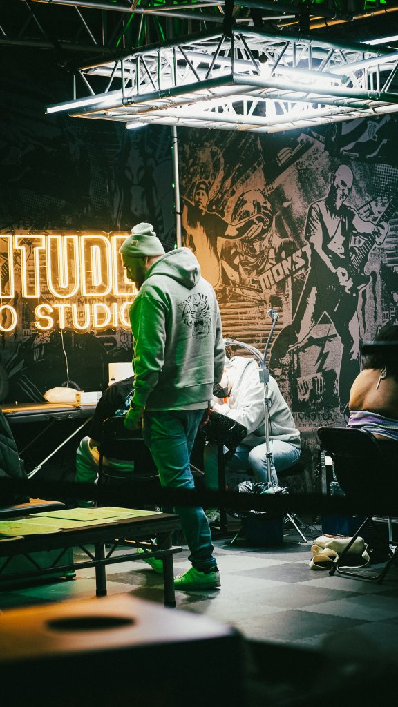 ATTITUDE TATTOO STUDIO PÅ TV - Attitude Tattoo Studio